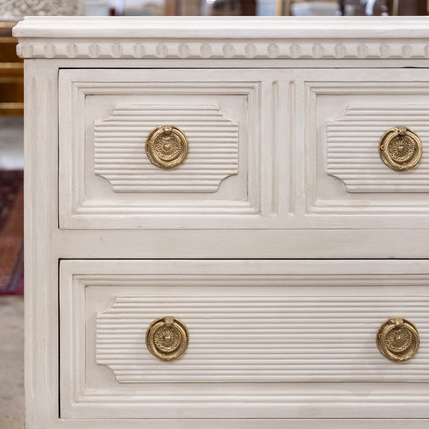 Swedish Painted 2-Drawer Short Nightstand – Antique White – Le Chateau